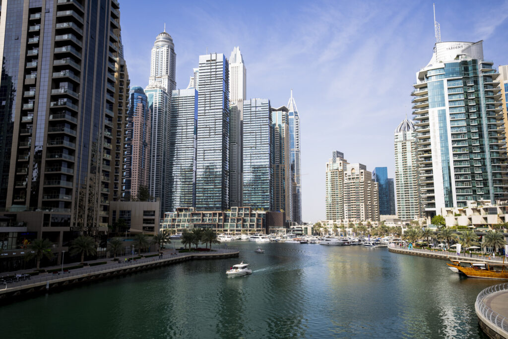 Dubai Unlocked: Bani murdari în imobiliare